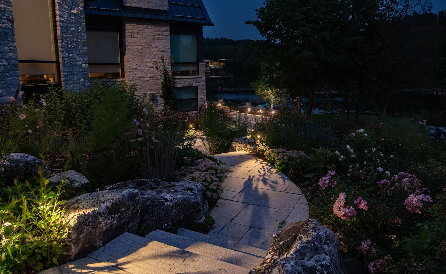 Hill'N Dale Landscaping | Step outside into endless memorable moments