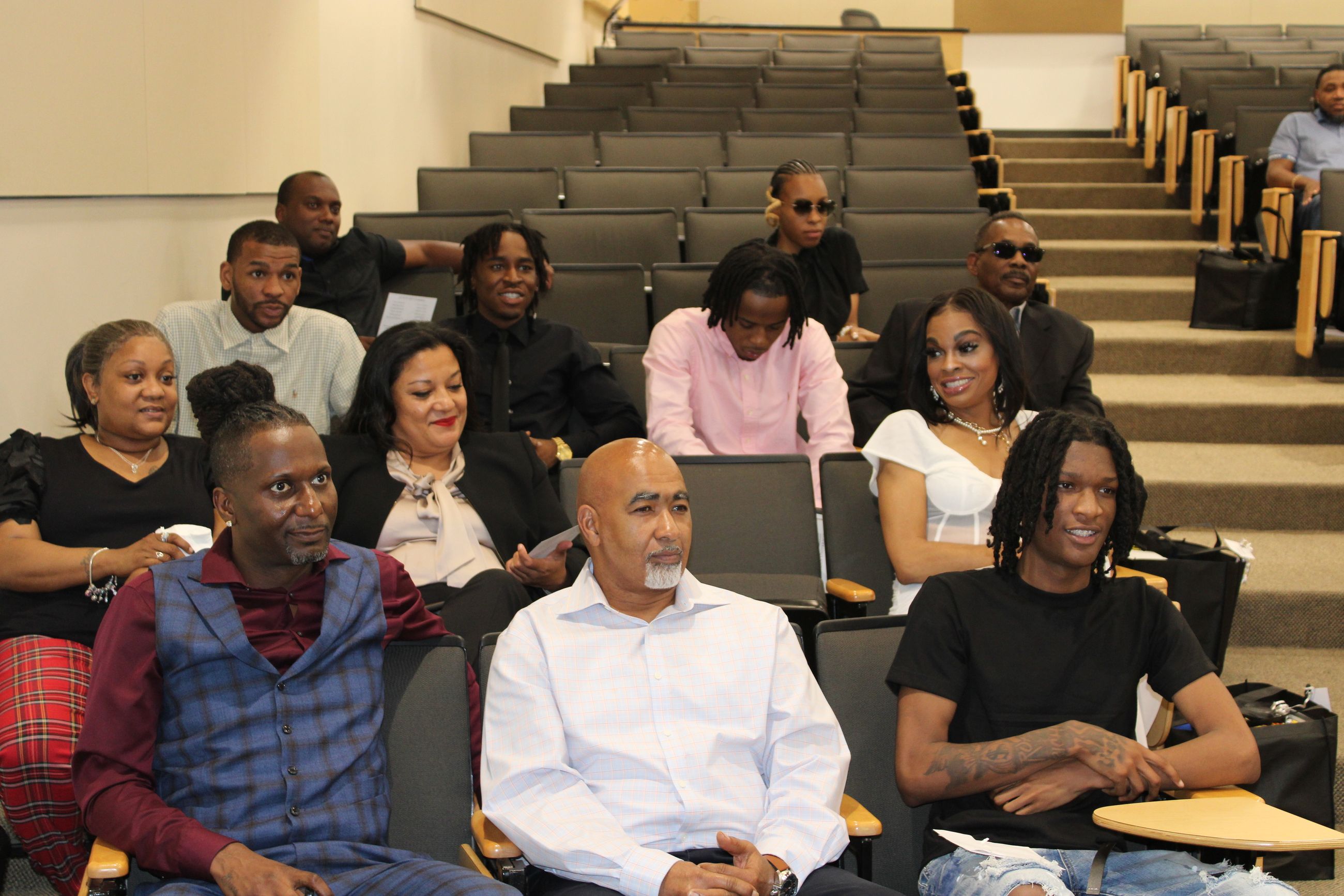 CONGRATS GRADS: 14 students complete 2023 Environmental Career Worker ...