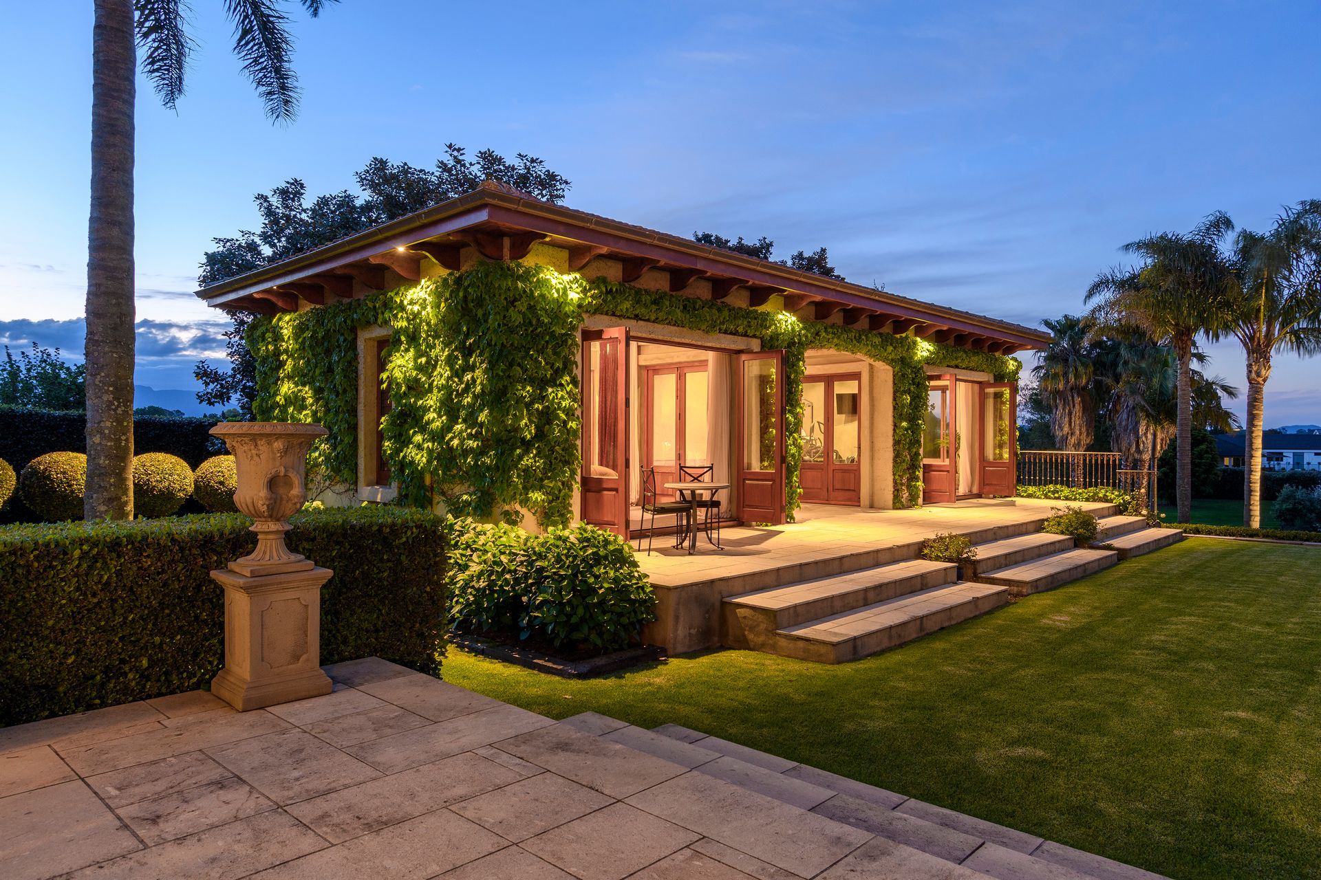 Ataahua Gallery: The Pavilion - Bedroom Suite & Gym