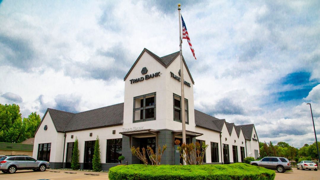 A Quick Breakdown on The Basics of Business Banking | Triad