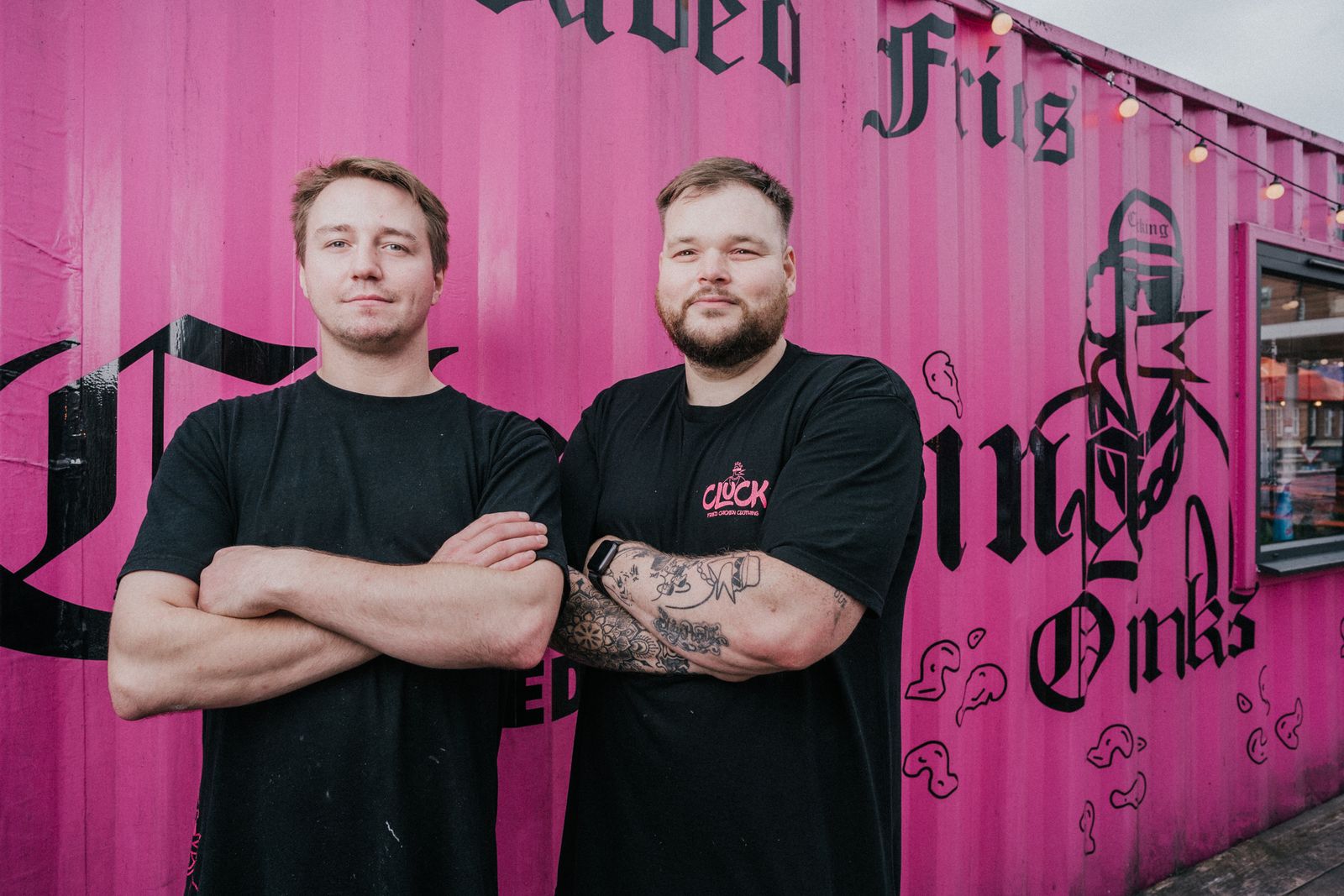 SPARK* – Clucking Oinks