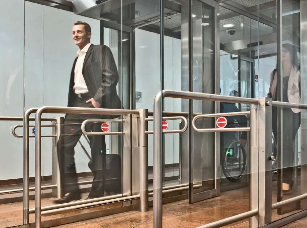 Airport solutions - Dormakaba Architecture & Planning