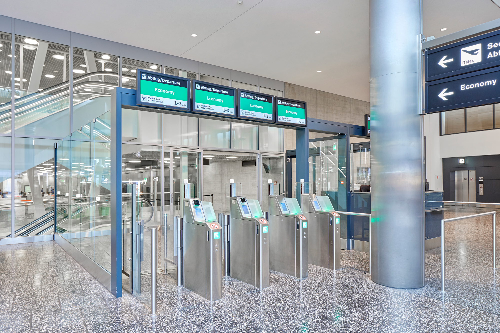 Boarding pass control (BPC) - Dormakaba Architecture & Planning