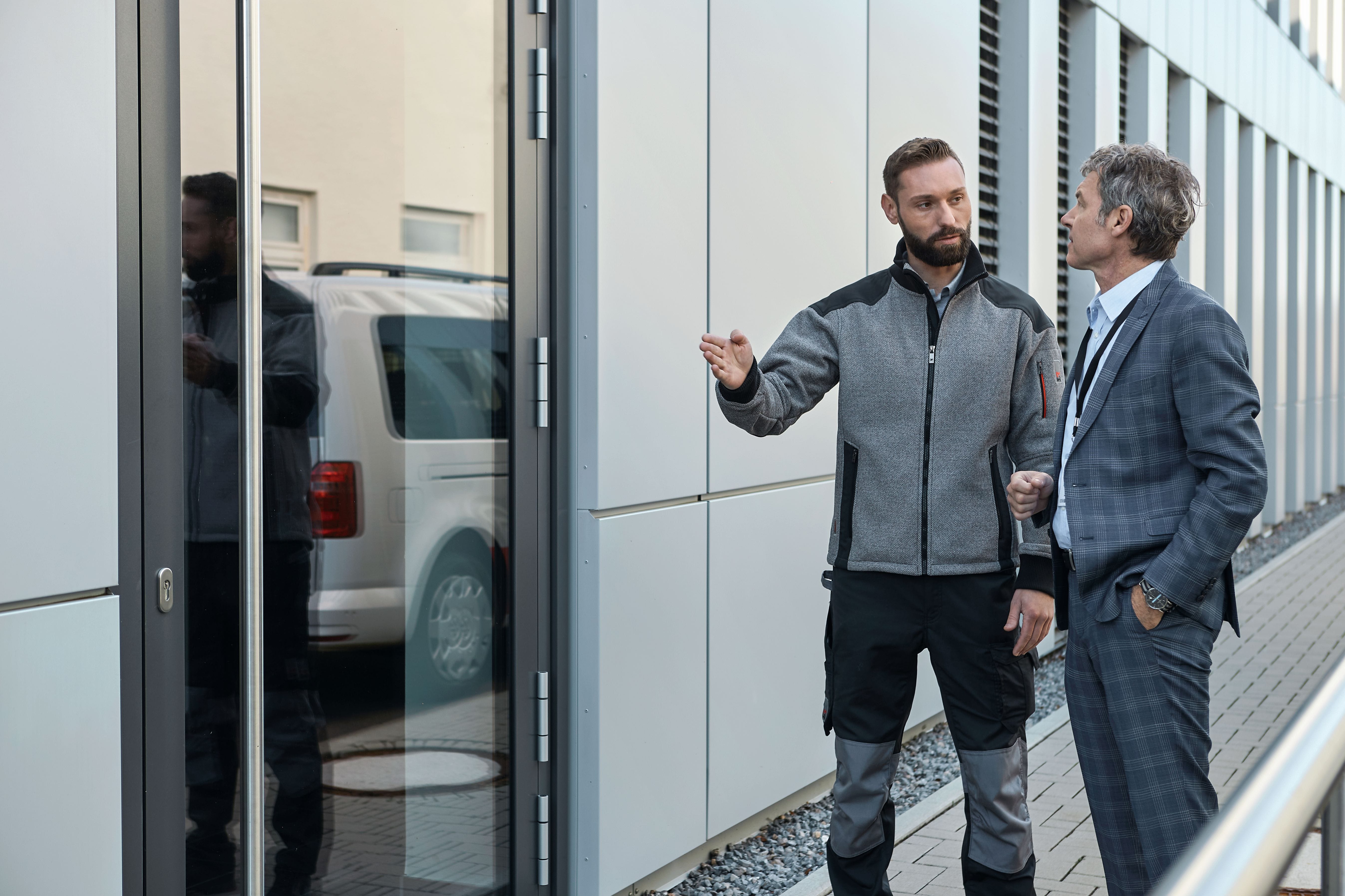 Welcome to your new swing door - dormakaba