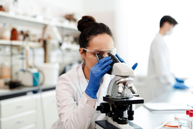 Cytotechnologist Career Guide