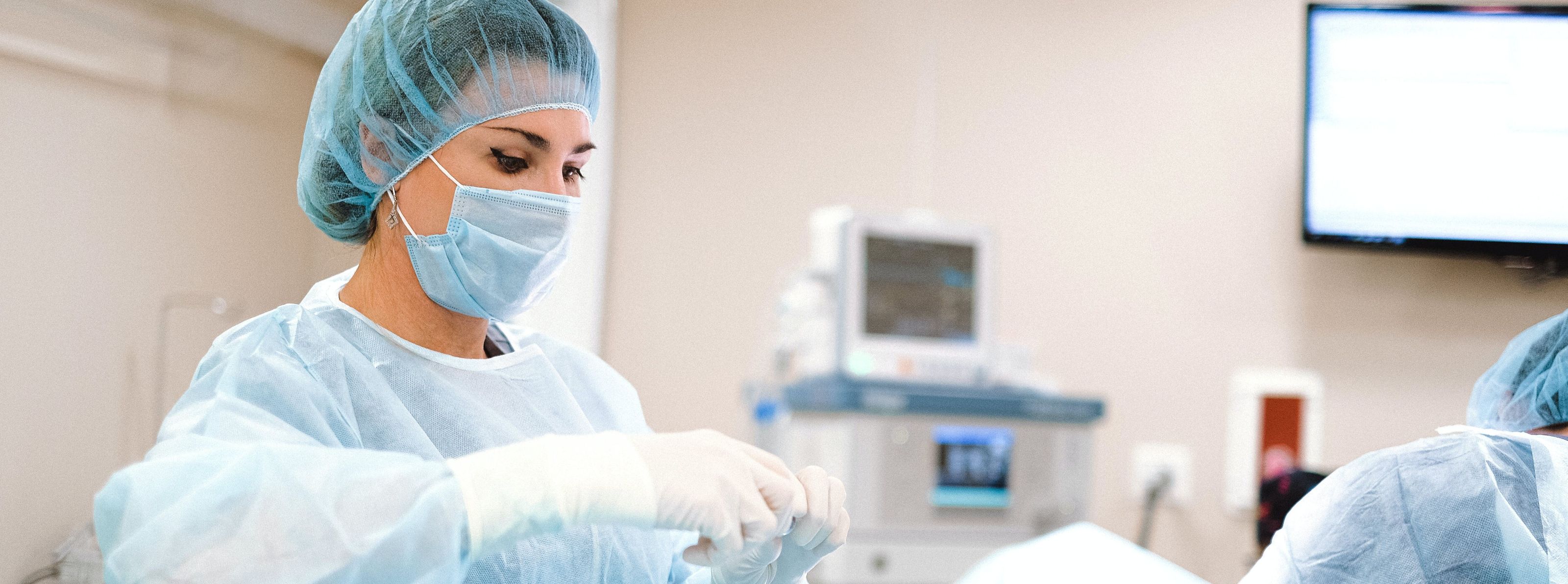 Operating Room (OR) Nurse: Career Guide, Salary, Certifications & More ...