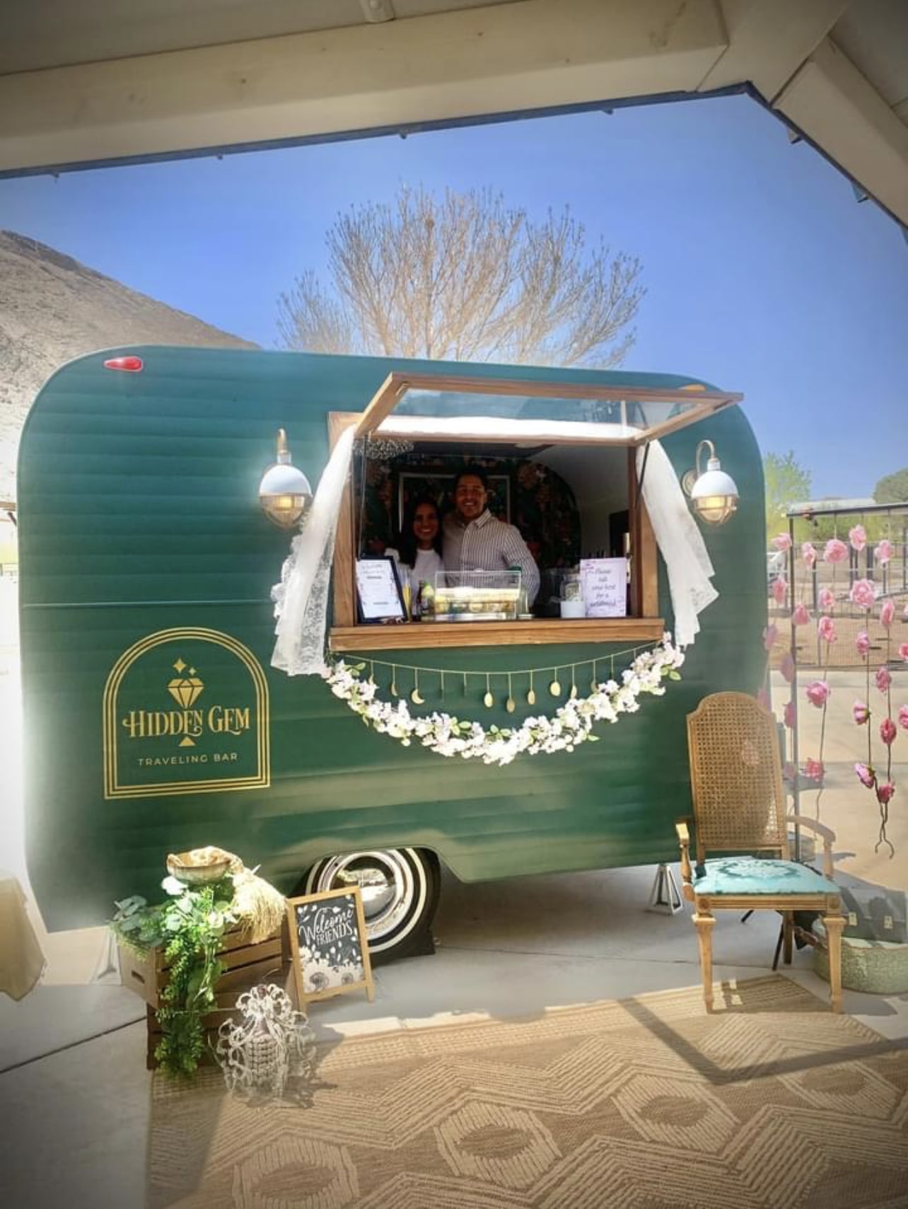 Introducing: Hidden Gem Traveling Bar | A Mobile Bar Blog