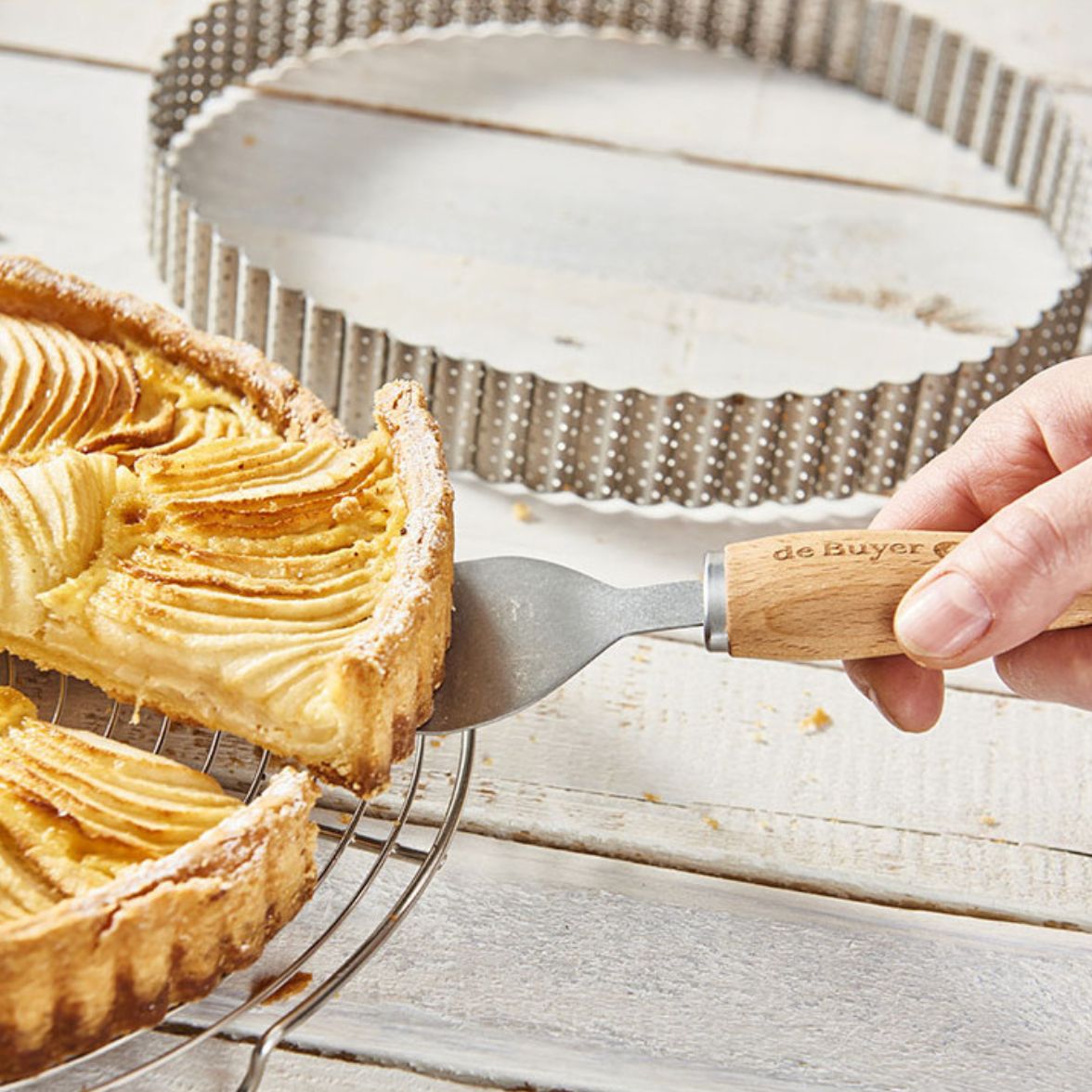 Best Sustainable Non-toxic Bakeware Brands For a Healthier Kitchen