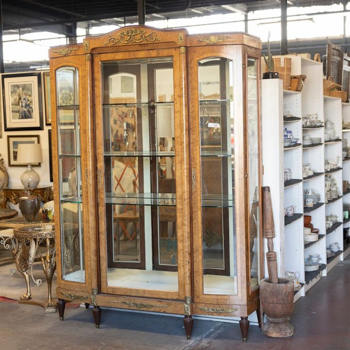 Diving into San Diego's Thrifting Scene: The Ultimate Guide to 16 ...