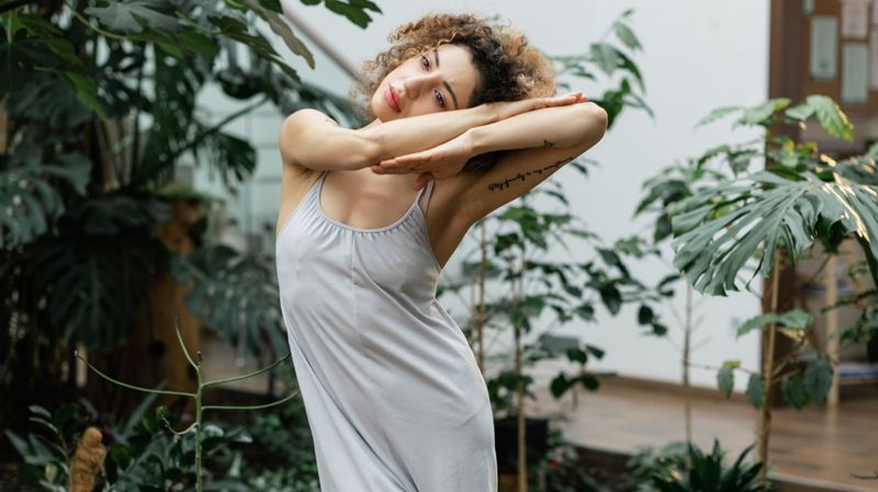 Is Viscose Stretchy? An Ultimate Guide On The Stretchiness Of The Fabric