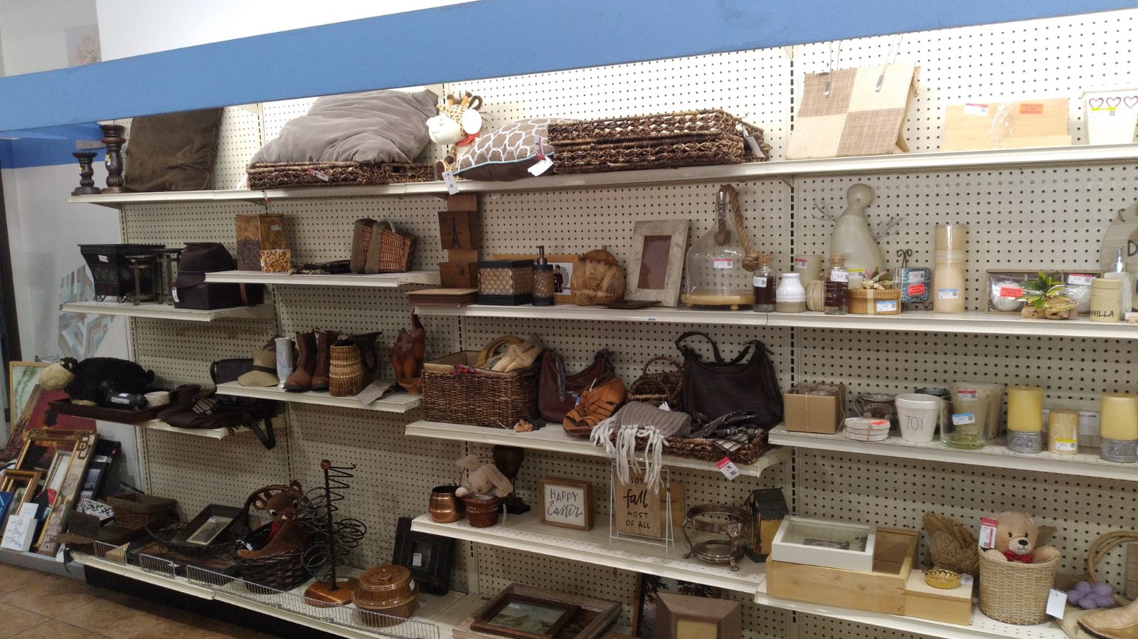 Top 7 Thrift Stores in Los Angeles: A Comprehensive Guide to Affordable ...