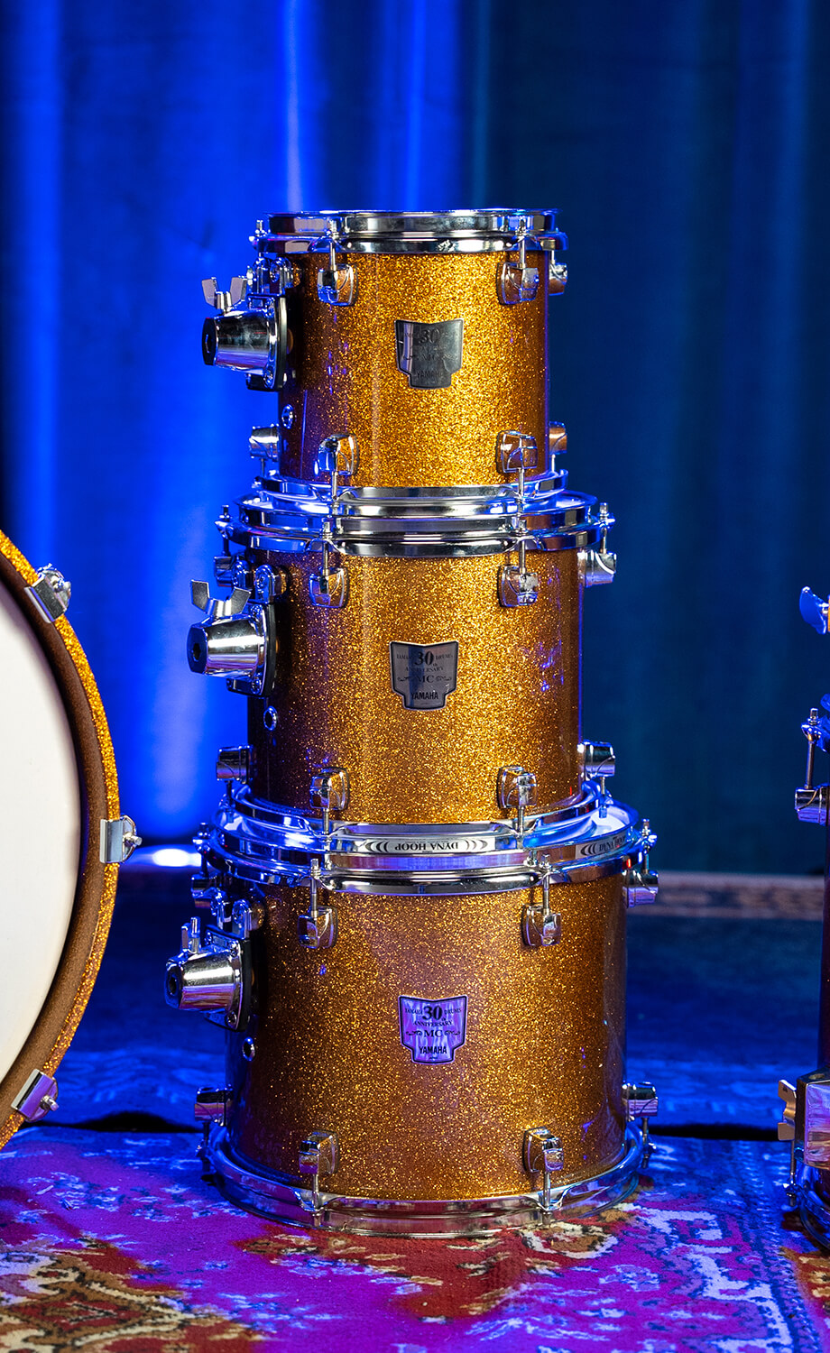 Rent Yamaha Maple Custom Drum Kit - Gold Sparkle Rent Yamaha Maple Custom Drum Kit - Gold Sparkle