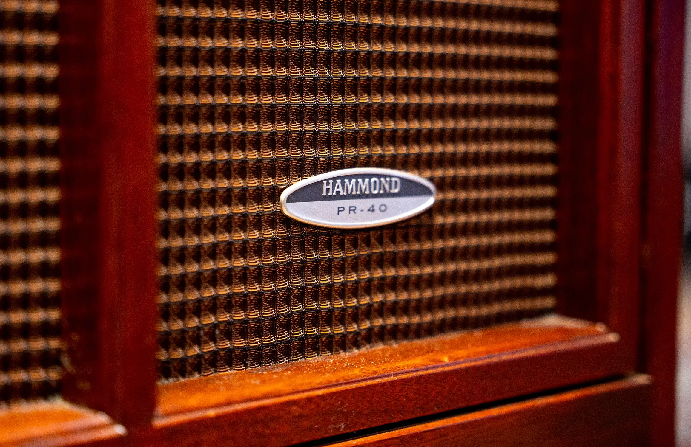 Rent Hammond PR-40 Tone Cabinet