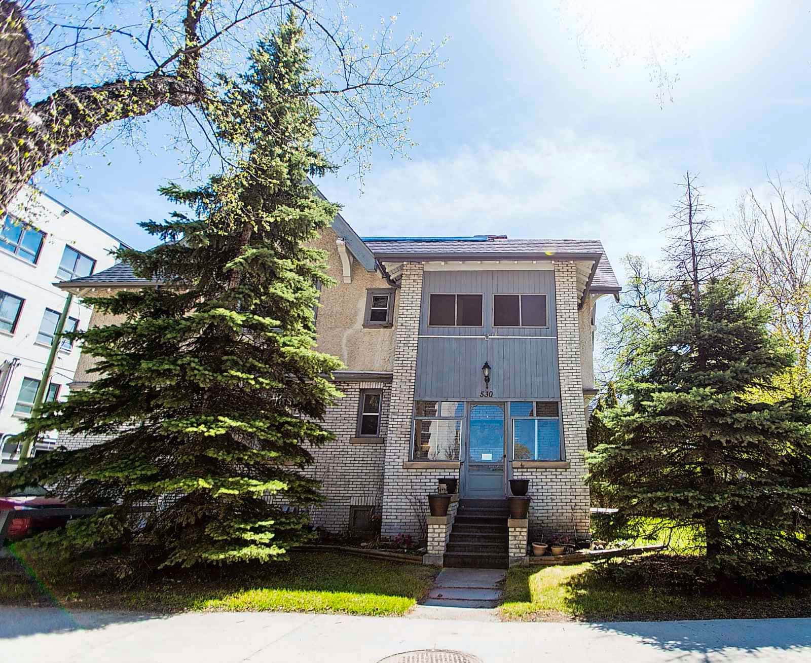 About Us | Paragon Living