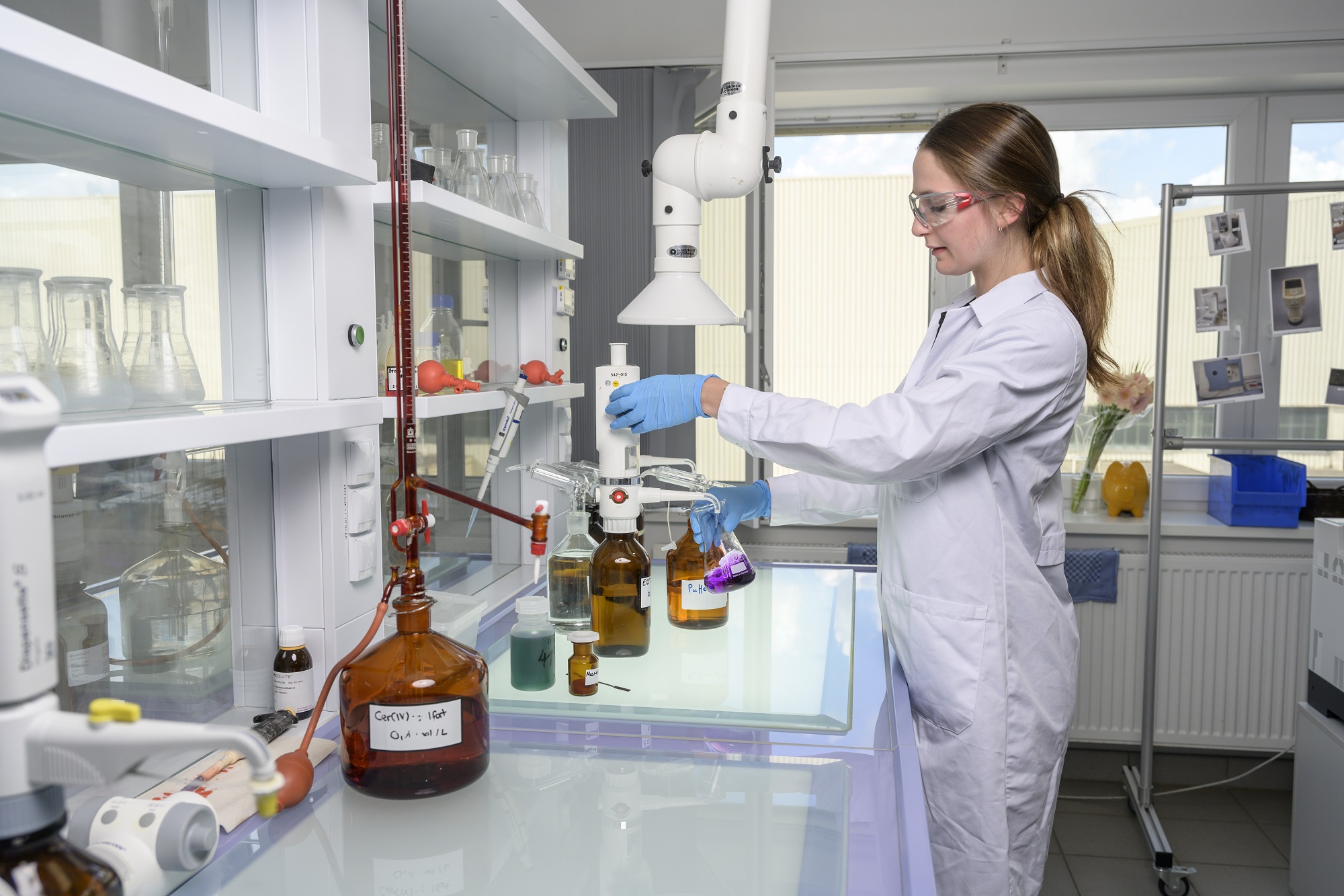 Erfahrungs­bericht Chemie­laborant (m/w/d)