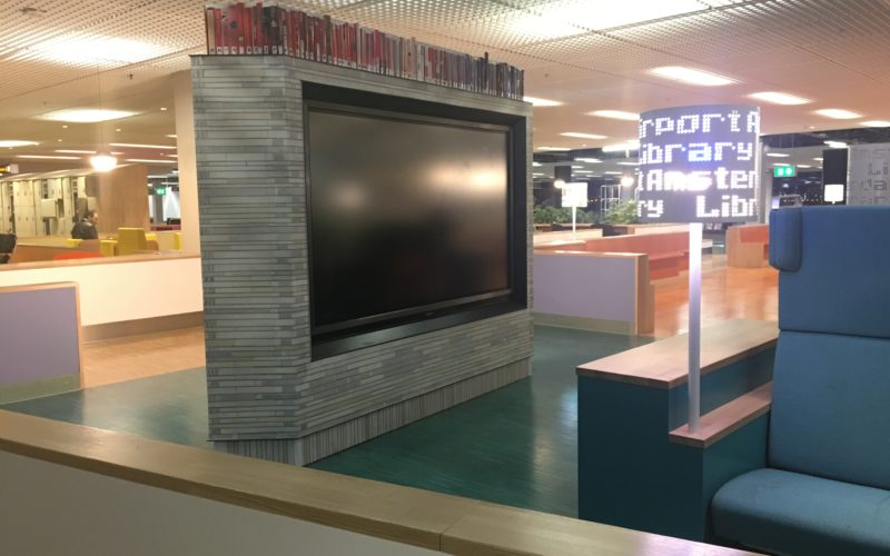 Maatwerkmeubilair Airport Library Schiphol | ISSOS