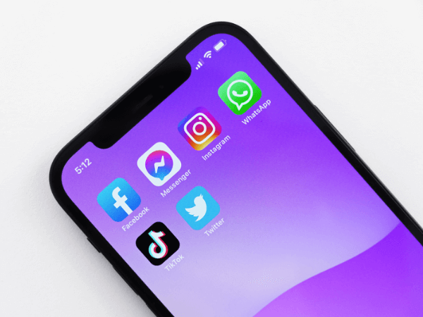 The Positive Side of Social Media - Digital Media Team