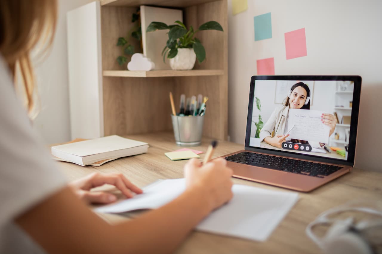 Differences Between Synchronous And Asynchronous Learning Gnowbe
