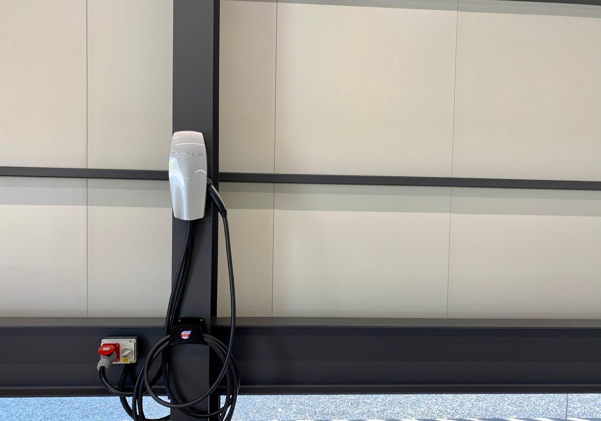 What are the Tesla Charging Options? | Optiwatt