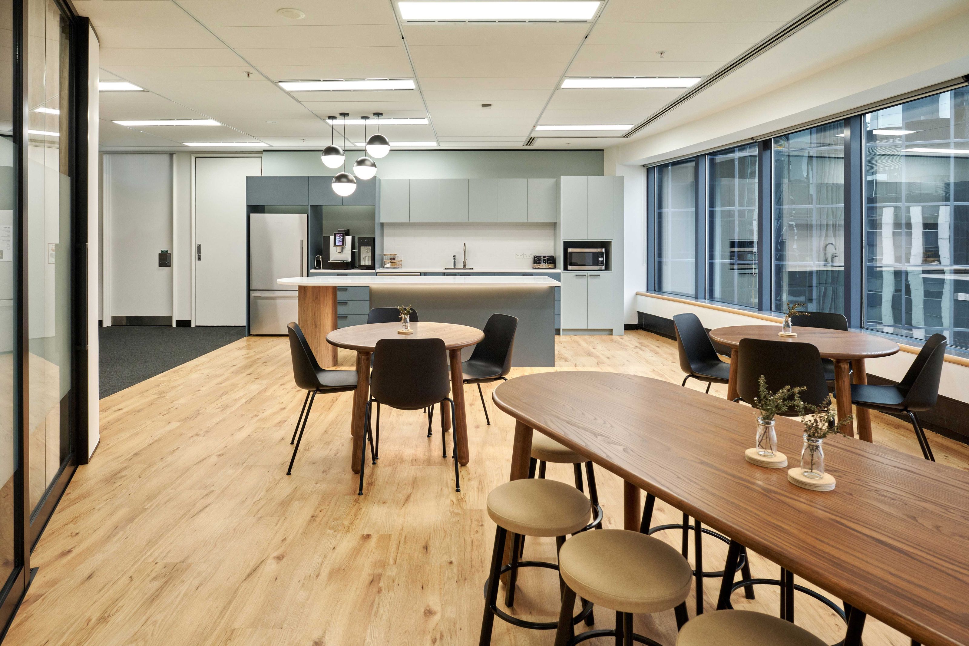 Hind Mangement | Studio DB