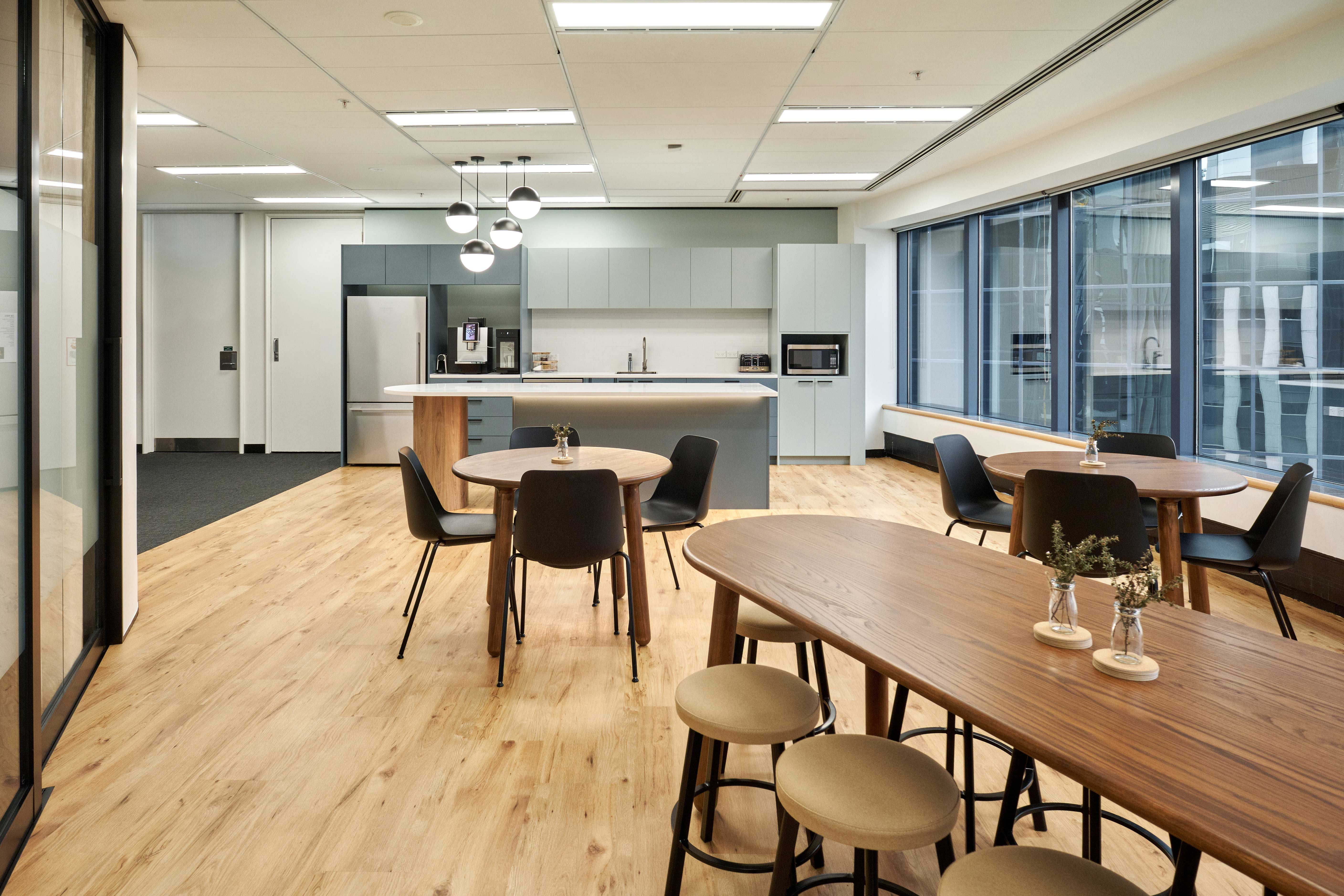 Hind Mangement | Studio DB