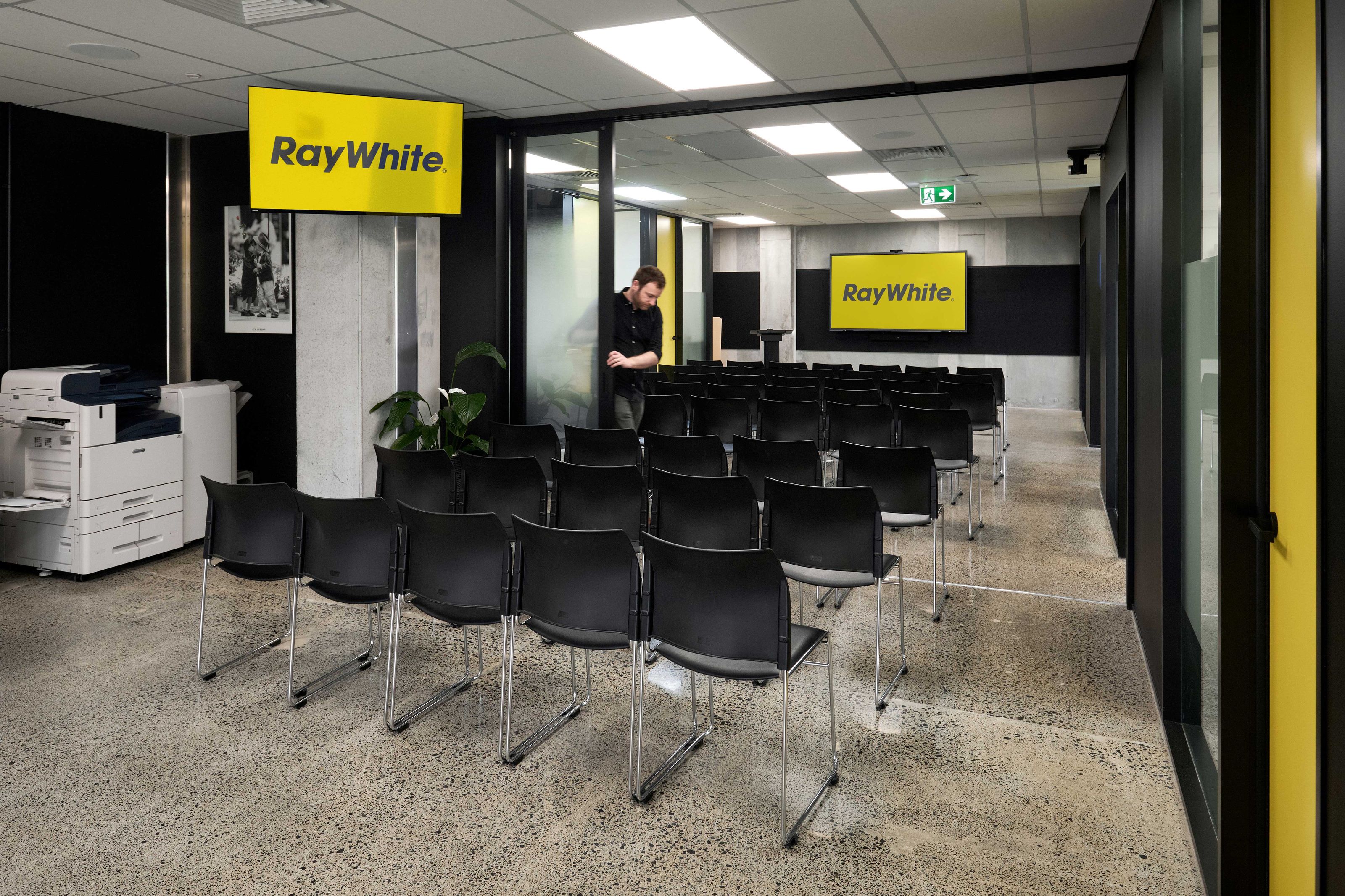 Ray White New Lynn | Studio DB
