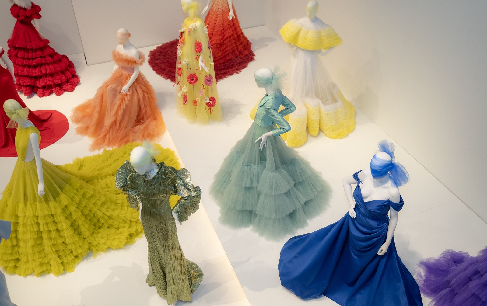 A Fashion History Tour of 'Christian Siriano: People Are People' with ...