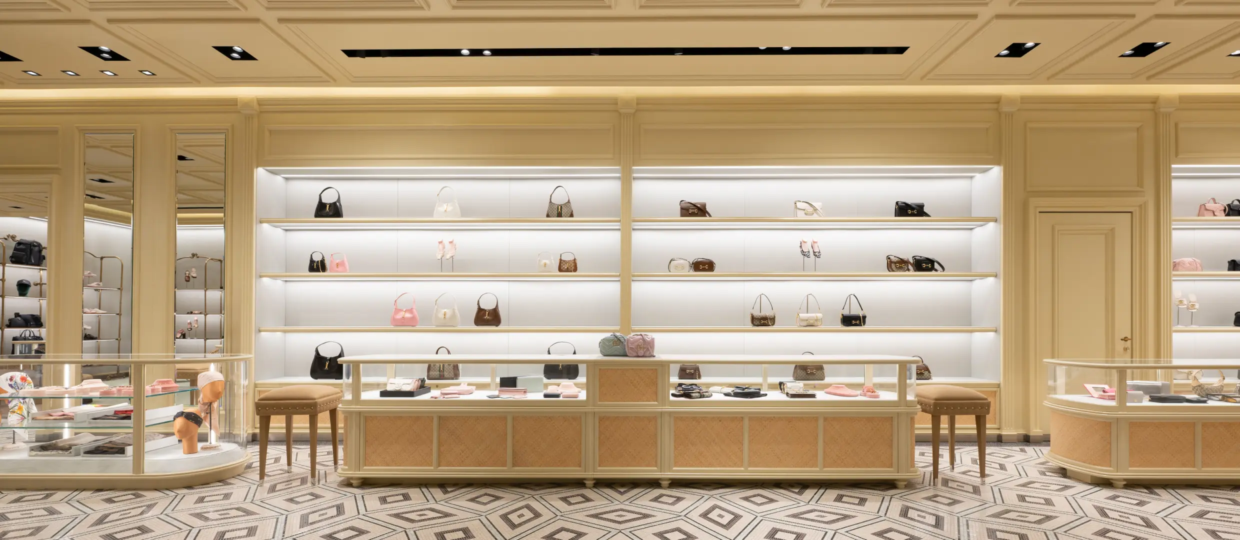 Gucci — Stores — Renaissance Mall