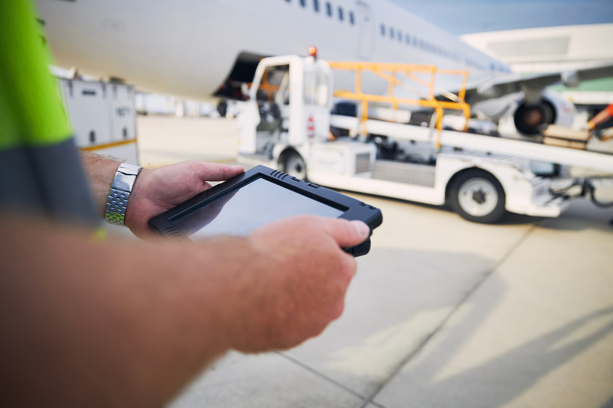 4 ways airlines can reduce their carbon footprint