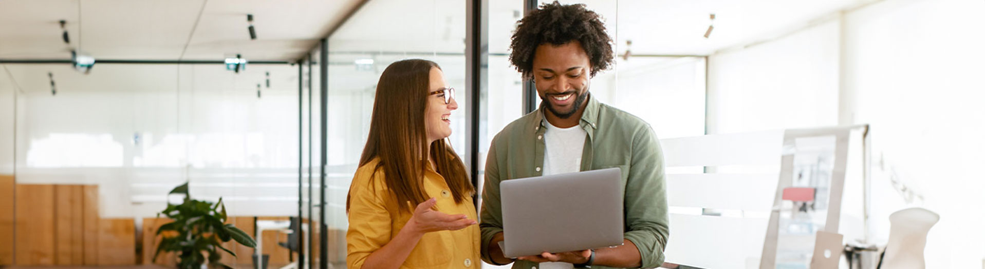 E-Rechnung einfach erklärt | Definition, Richtlinien, Vorteile