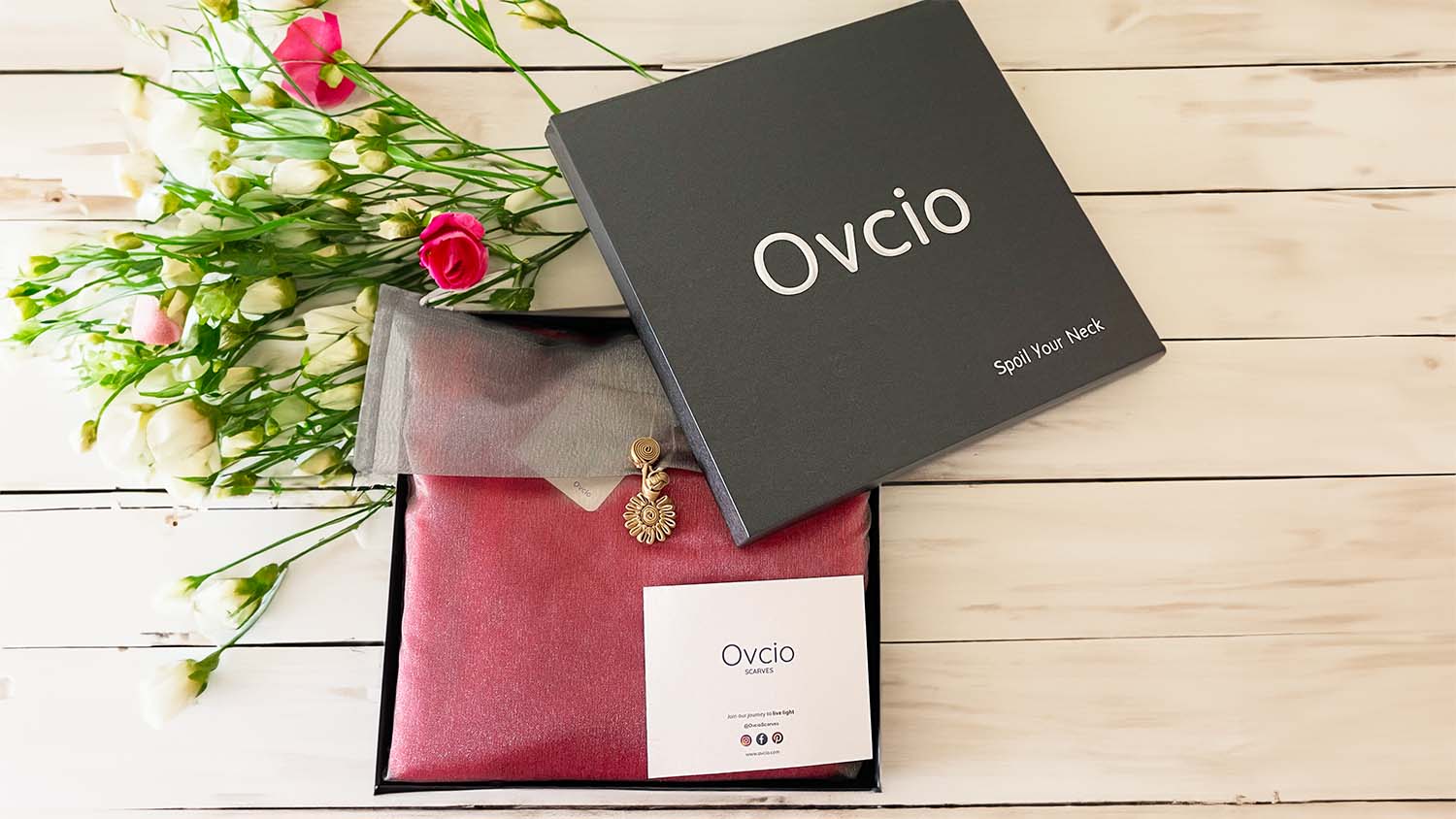 My A-Z Review Of The Ovcio Wearable Cashmere Wrap