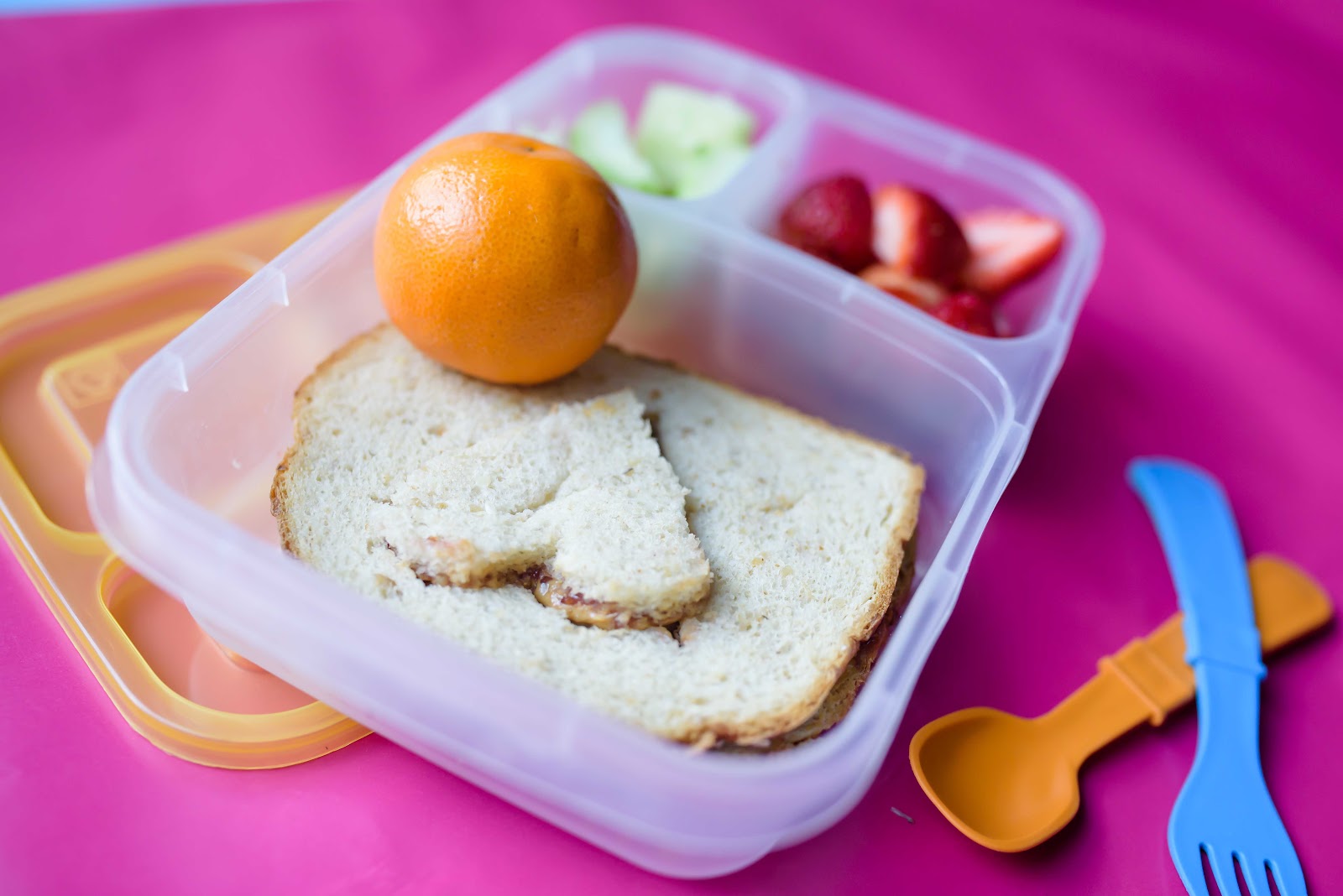 The Easiest Way to Pack School Lunch