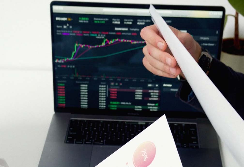 Dark Pool Trading - Why it is Legal & How is it Regulated | Intrinio ...