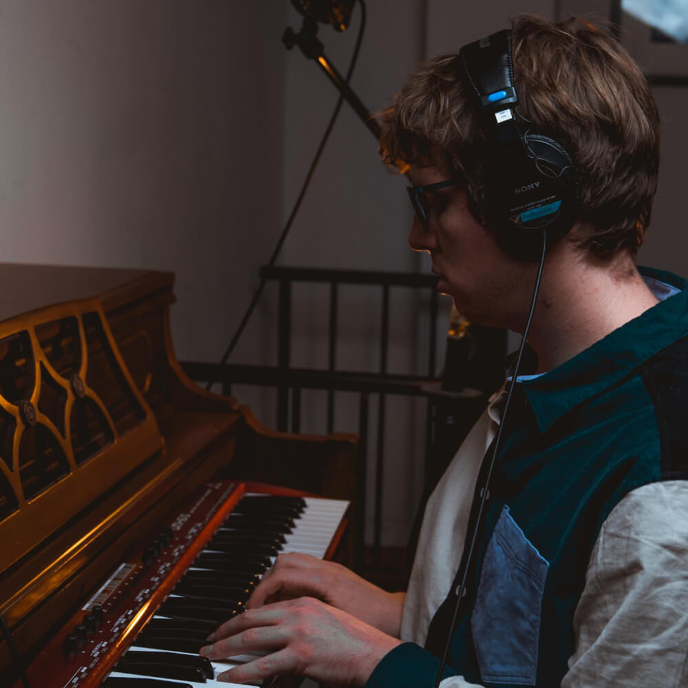 Piano for Producers and Guitarists - Pickup Music