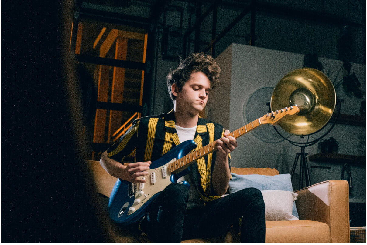 Must-know guitar chord progressions to for Beginners - Pickup Music