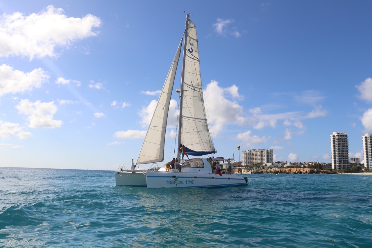 Tropical Time Private Catamaran Charter
