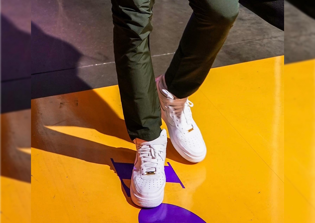 LeBron James Gets A 1-Of-1 LA Inspired Nike Air Force 1 - Sneaker News