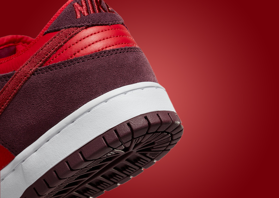 Official Look At The Nike SB Dunk Low Cherry - Sneaker News