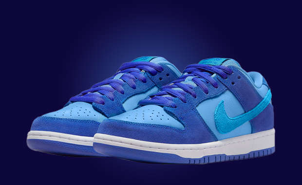 Official Look At The Nike SB Dunk Low Blue Raspberry - Sneaker News