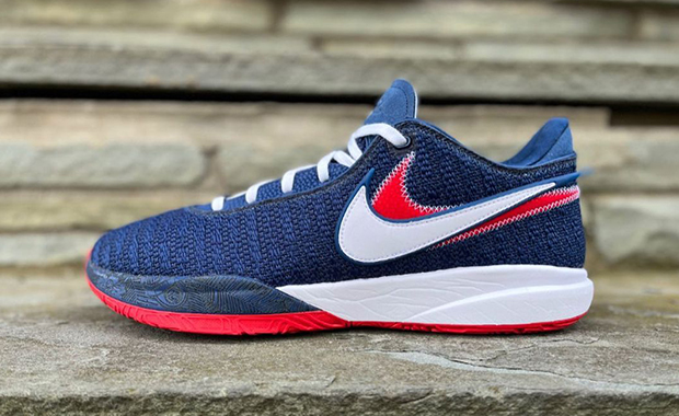 Duquesne University Receives A PE Colorway Of The Nike LeBron 20 ...
