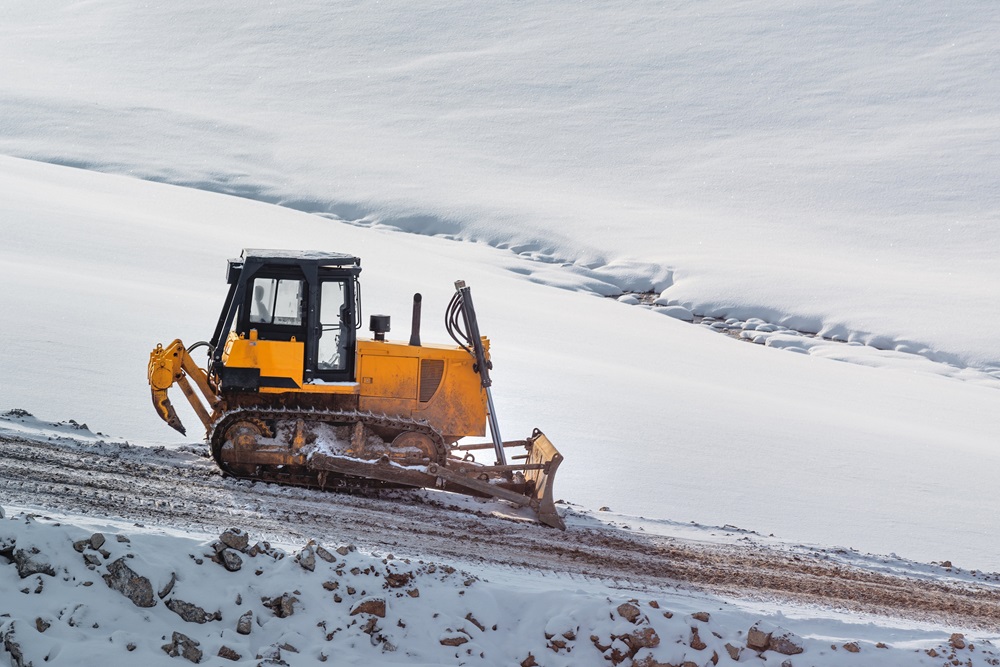 Winterizing Heavy Equipment: a Complete Guide | Cylinders, Inc.