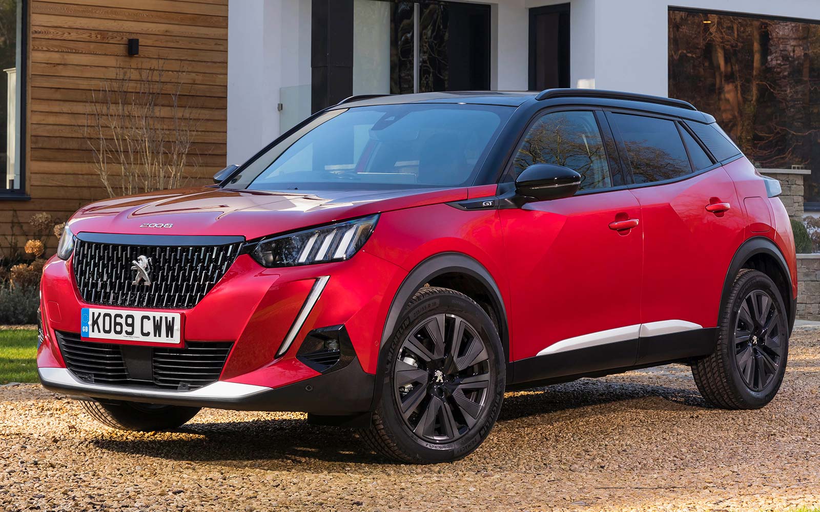 Peugeot 2008 GT Premium (2021) Review | Motor Mad