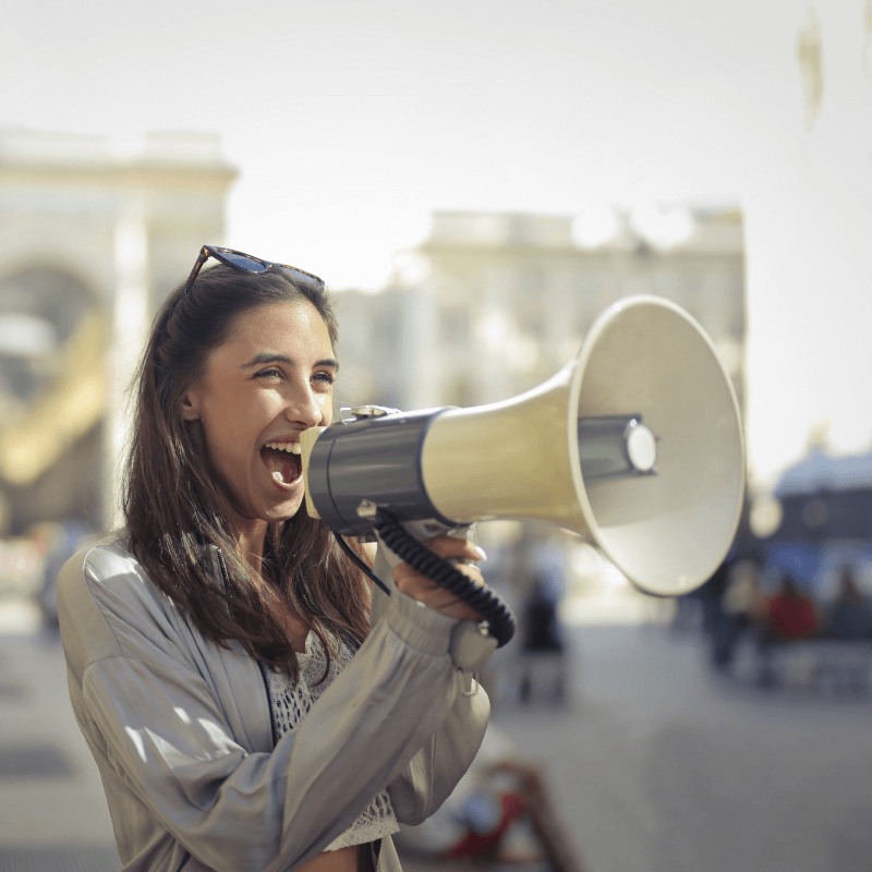 Nova Blog - Five secrets to speaking confidentially