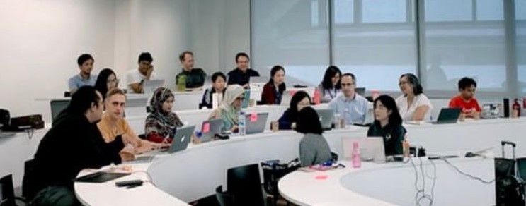 The Benefits of Synchronous Learning