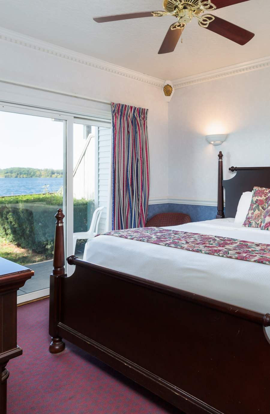 Blue Heron Inn - About Us