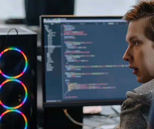 Choosing the Right API Architecture: An In-Depth Analysis | Devlane