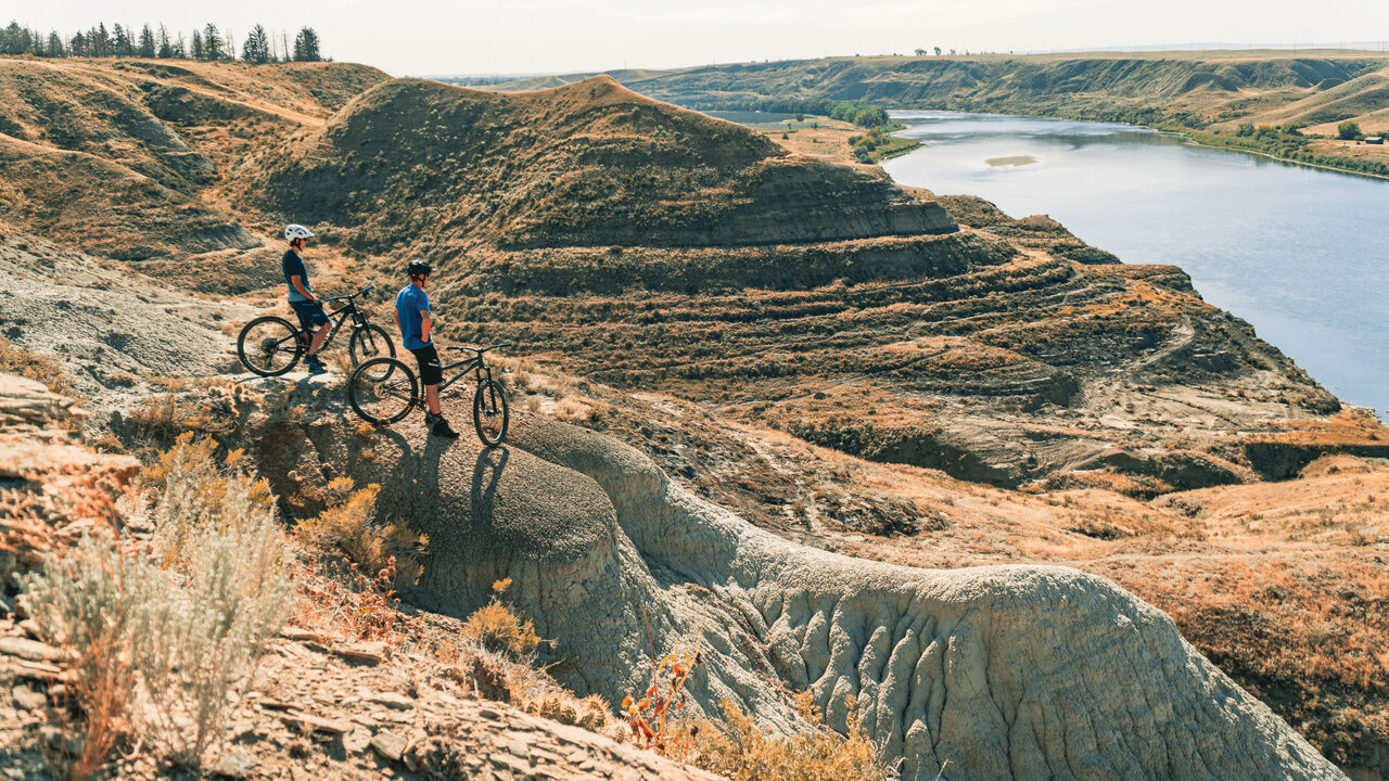 Redcliff | Greenhouse Capital of the Prairies | Tourism Medicine Hat