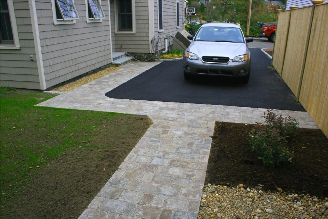 Driveways | Hardscapes | Artistic Landscapes