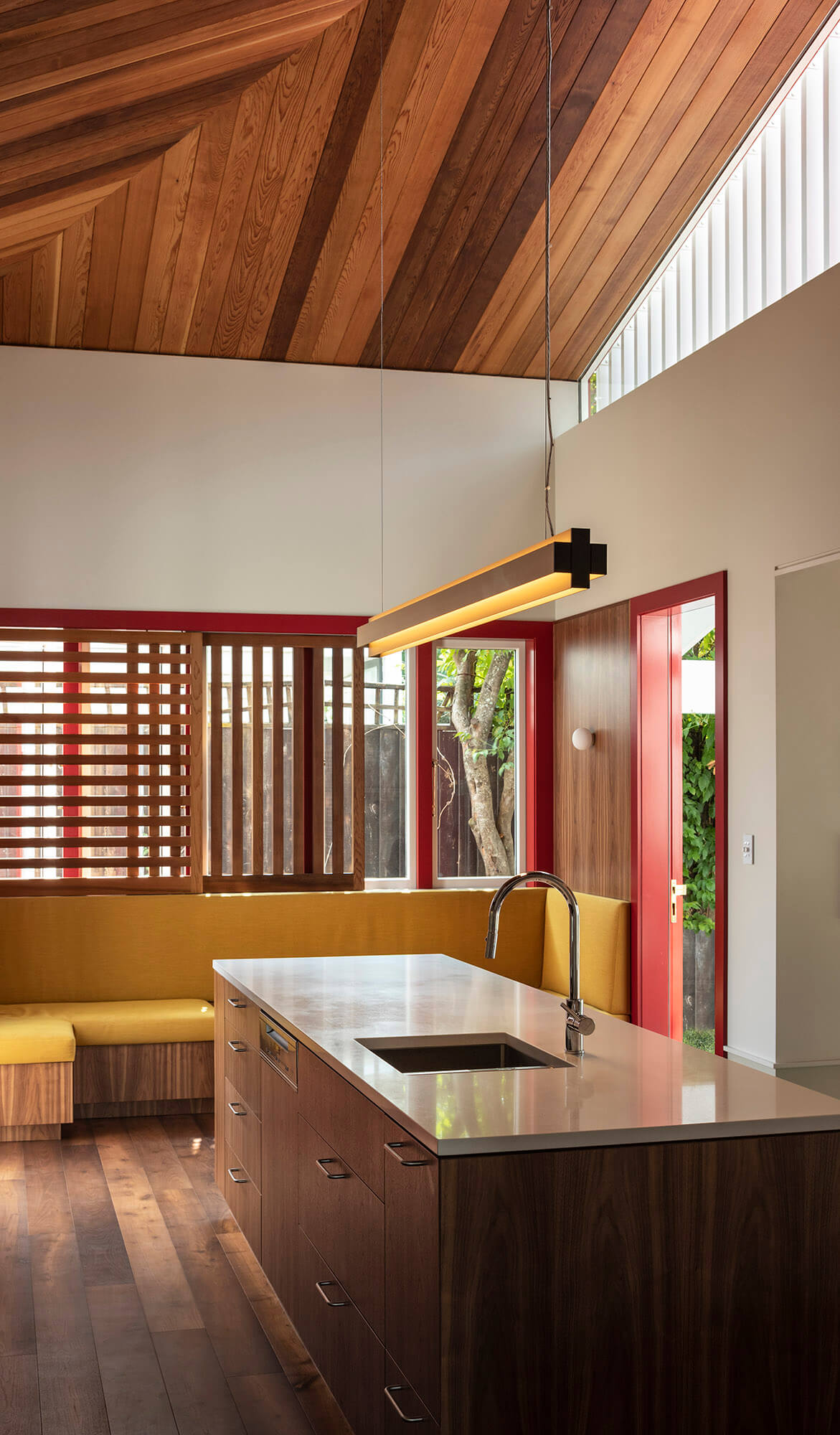 Split House | Pac Studio : Architecture, Interior Design & Spatial Strategy