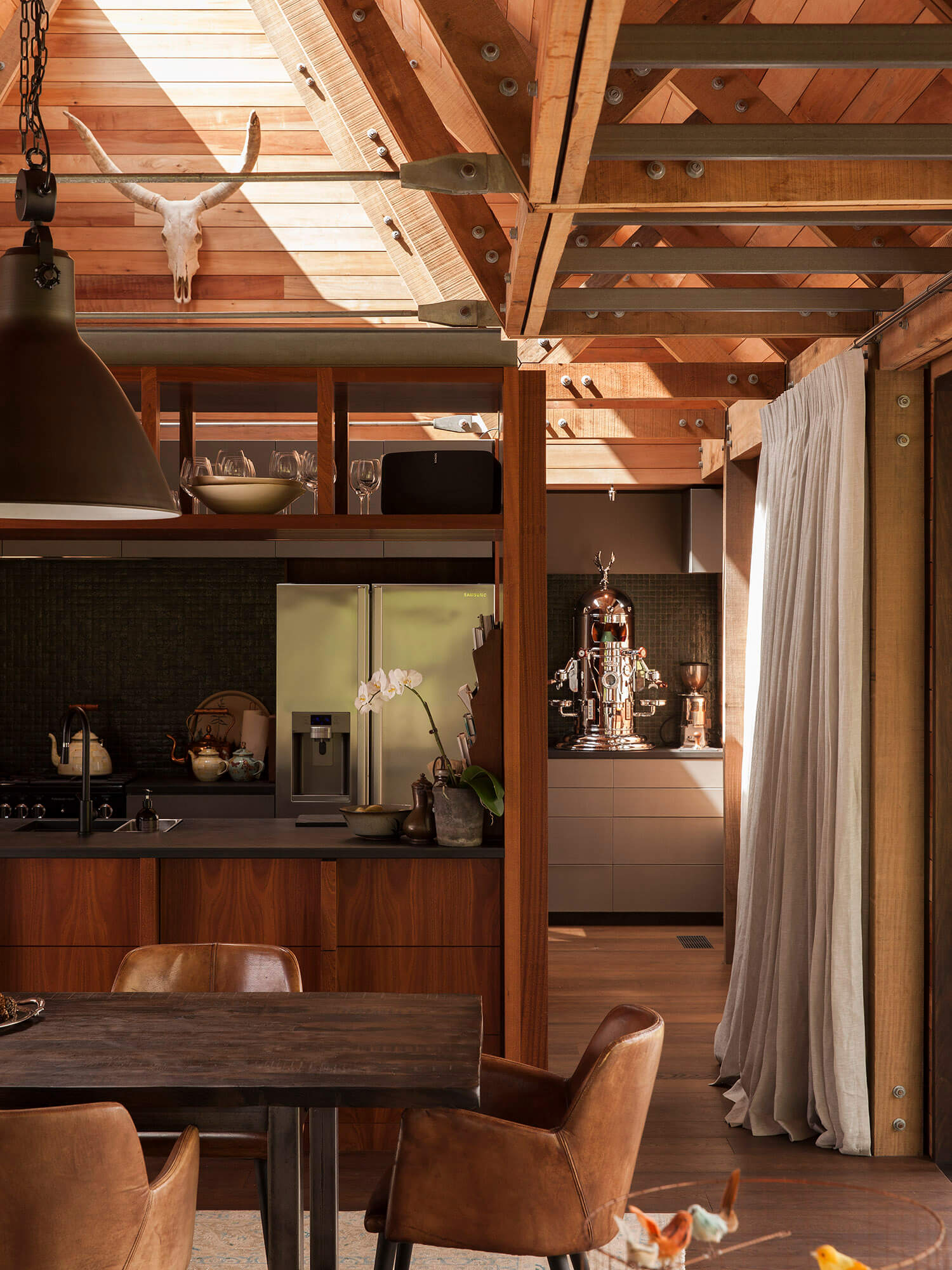 Point Wells Gables House | Pac Studio : Architecture, Interior Design ...